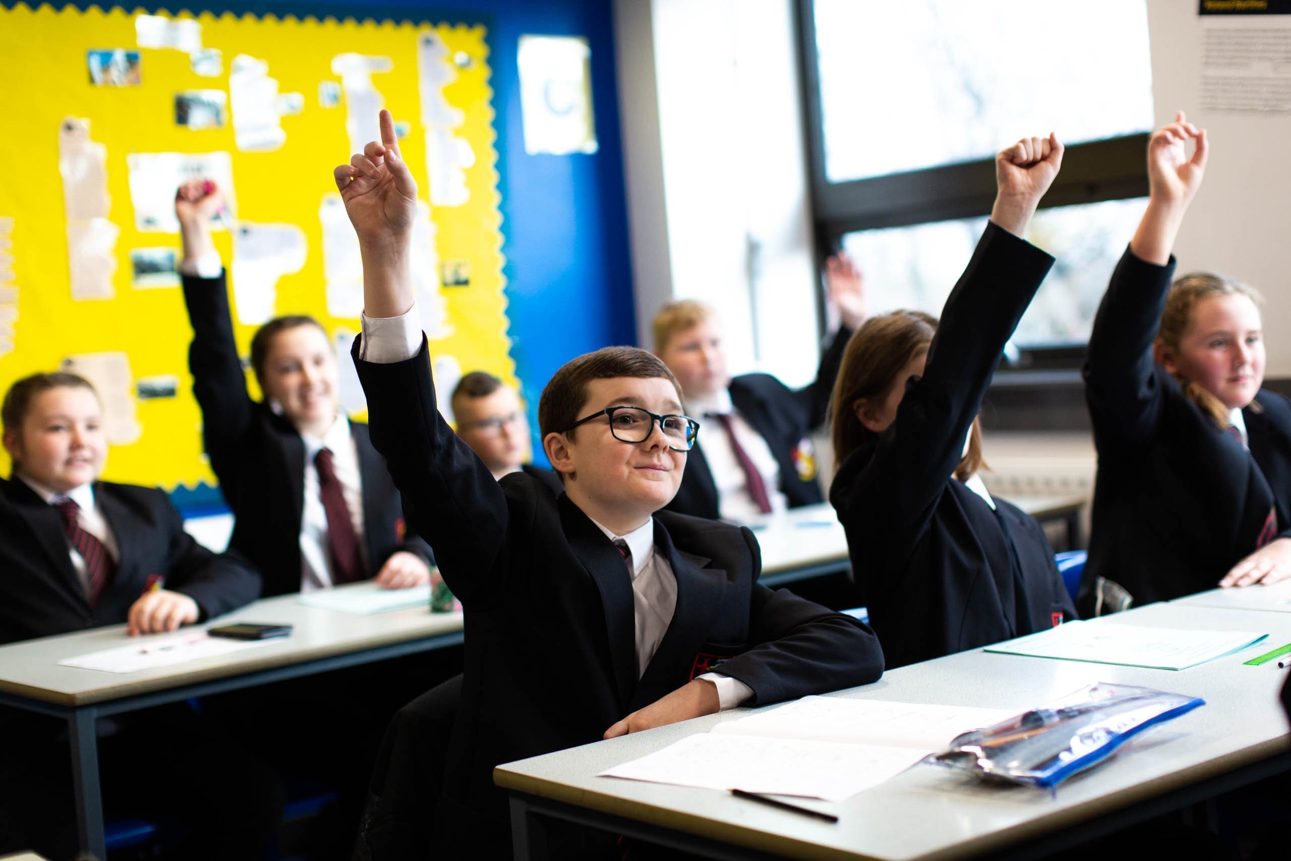 Video guide for parents and pupils to access email and Teams platforms ...